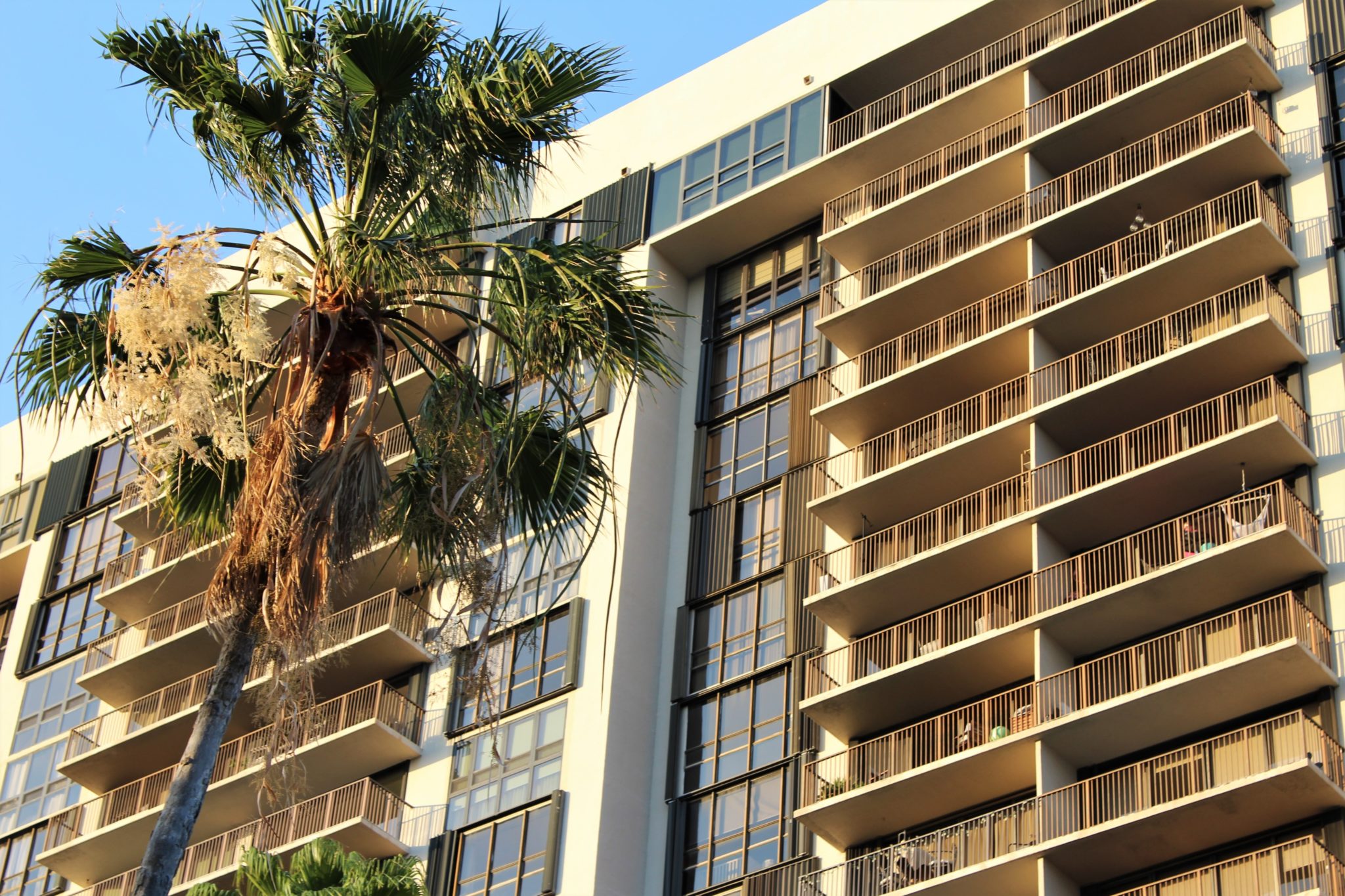 'Unexpected' Rates of Sinking Florida Condos